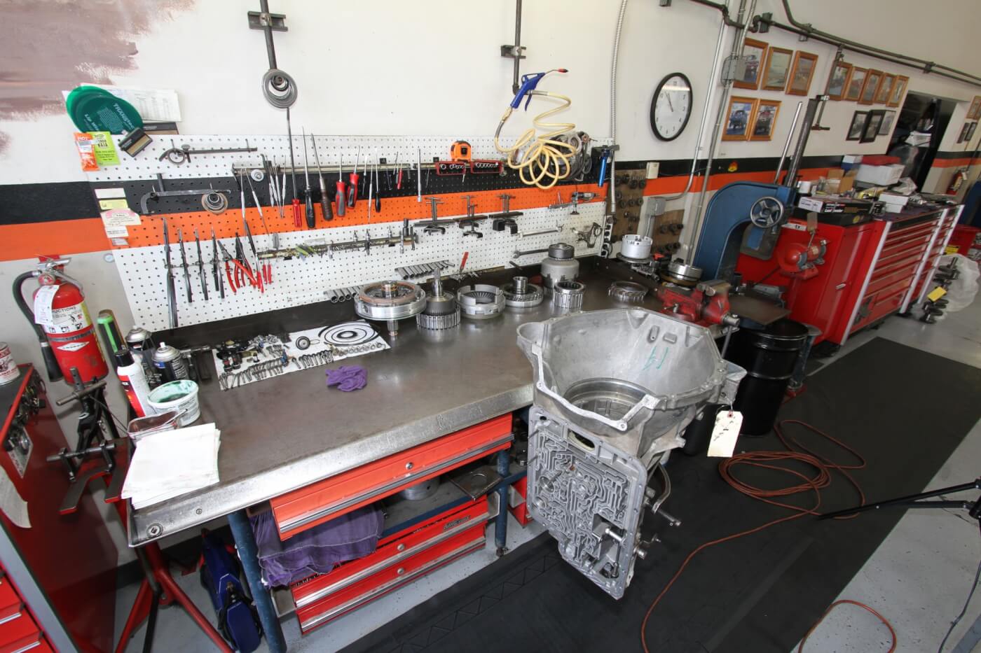 One Tough Tranny—A Mid-Level Ford Transmission Rebuild