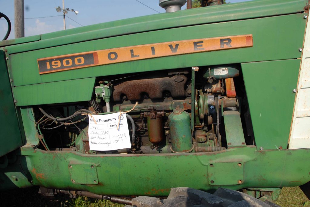 The Oliver 1900 B: A Game Changer in High-Horsepower Farming - Diesel World