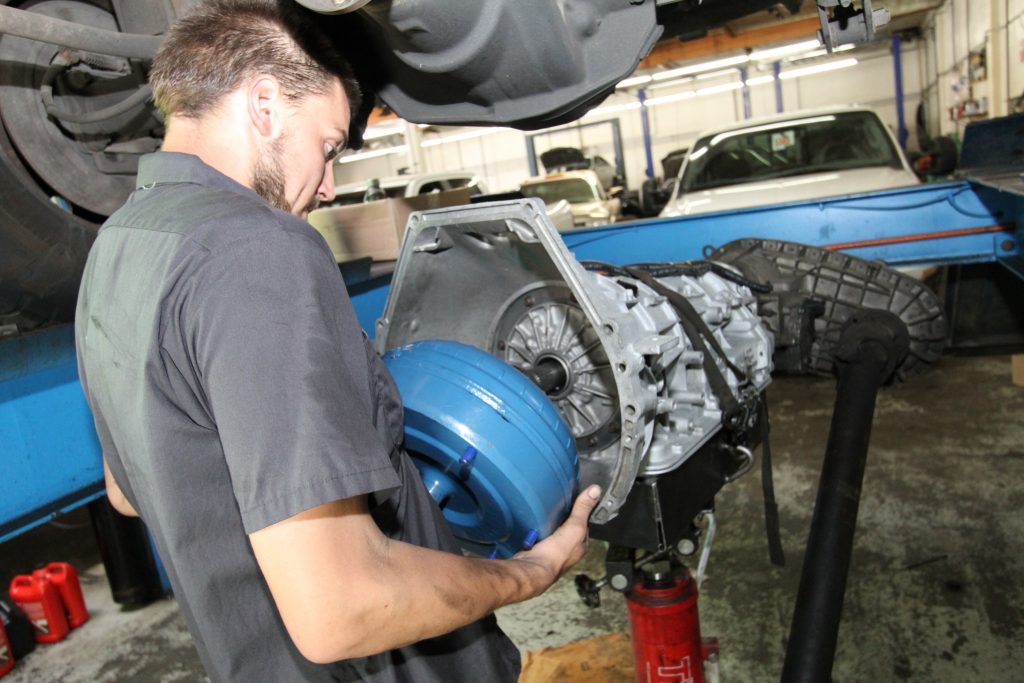 Ford 4R100 Transmission Installation - Diesel World