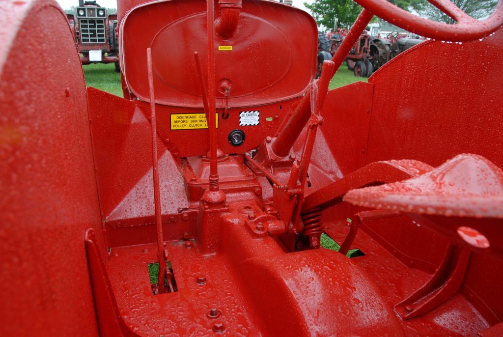 The First WD-40: 1935 McCormick-Deering WD-40 - Diesel World