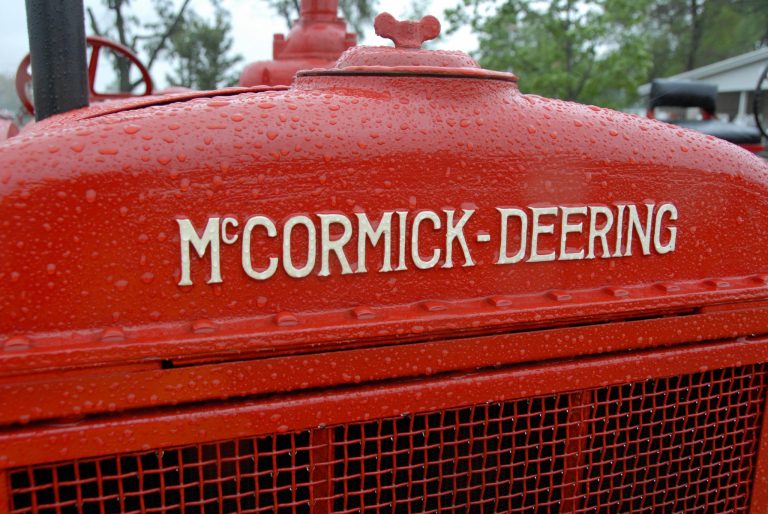 The First WD-40: 1935 McCormick-Deering WD-40 - Diesel World