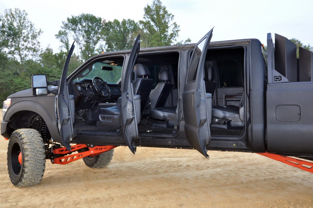 DieselSellerz Dually: 2013 F-350 Platinum DRW 4X4 - Diesel World