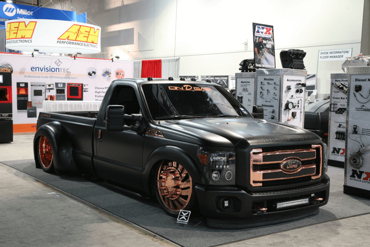 SEMA 2015: Rigs and Rides - Diesel World