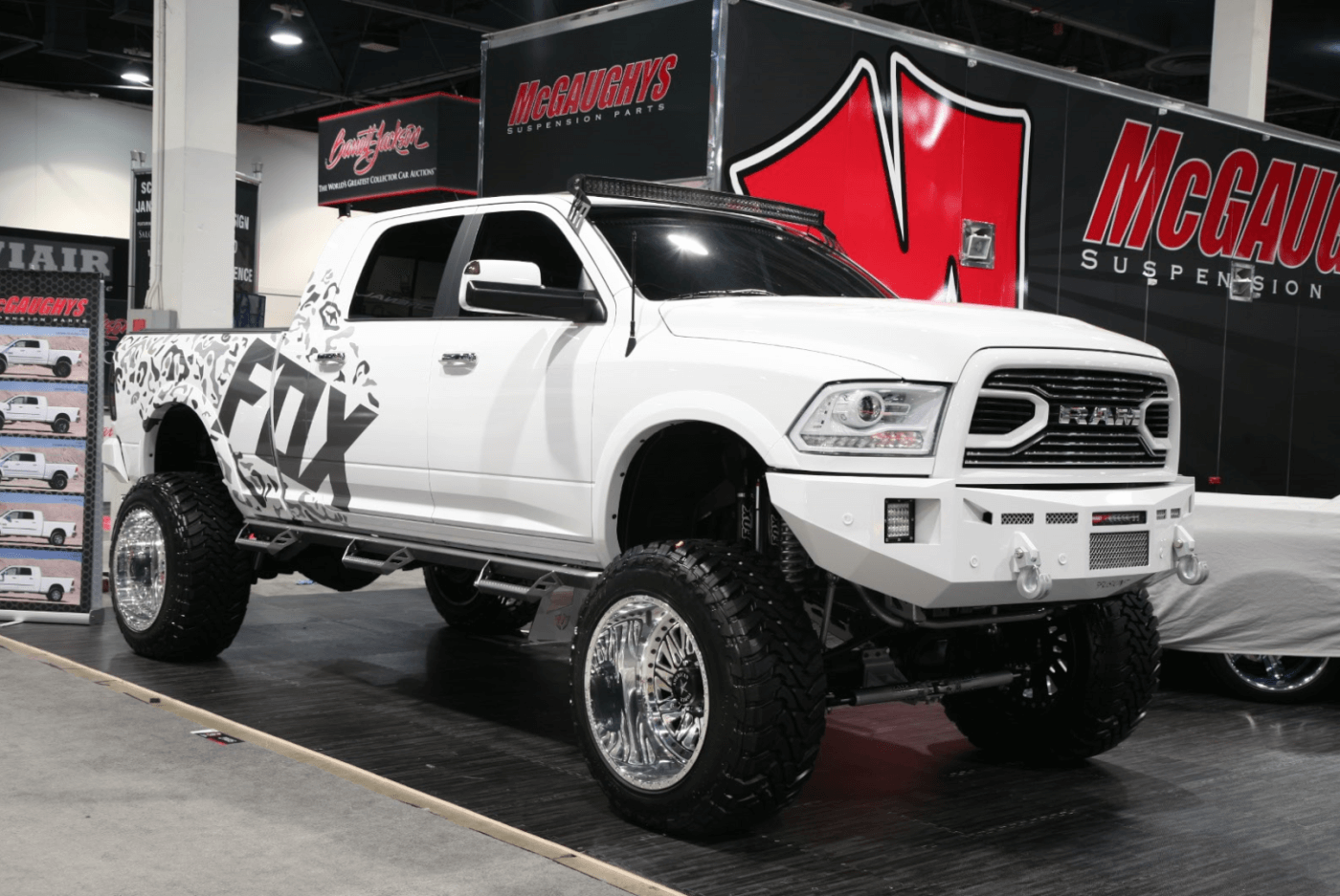 SEMA 2015: Rigs and Rides - Diesel World