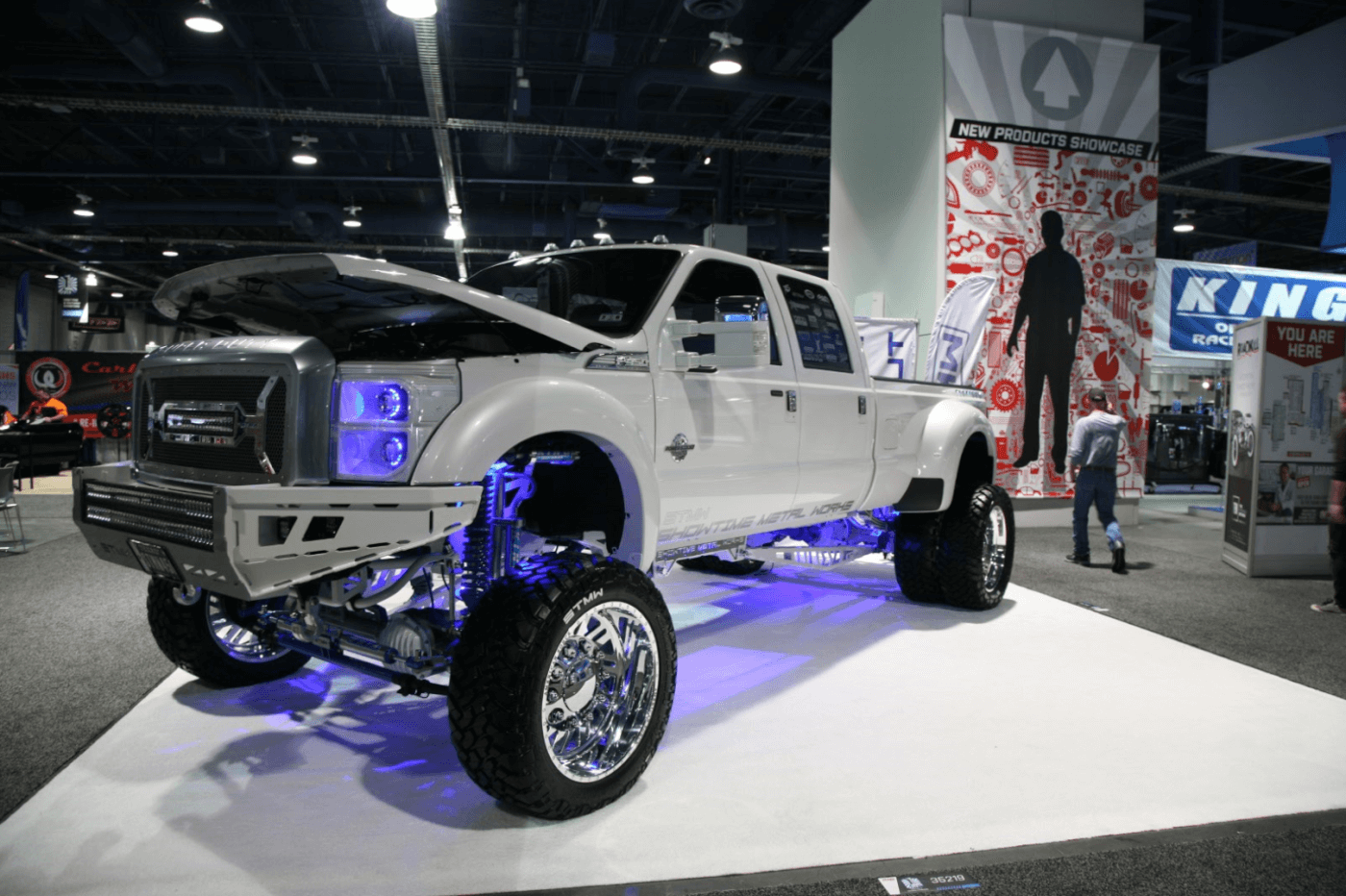 SEMA 2015: Rigs and Rides - Diesel World
