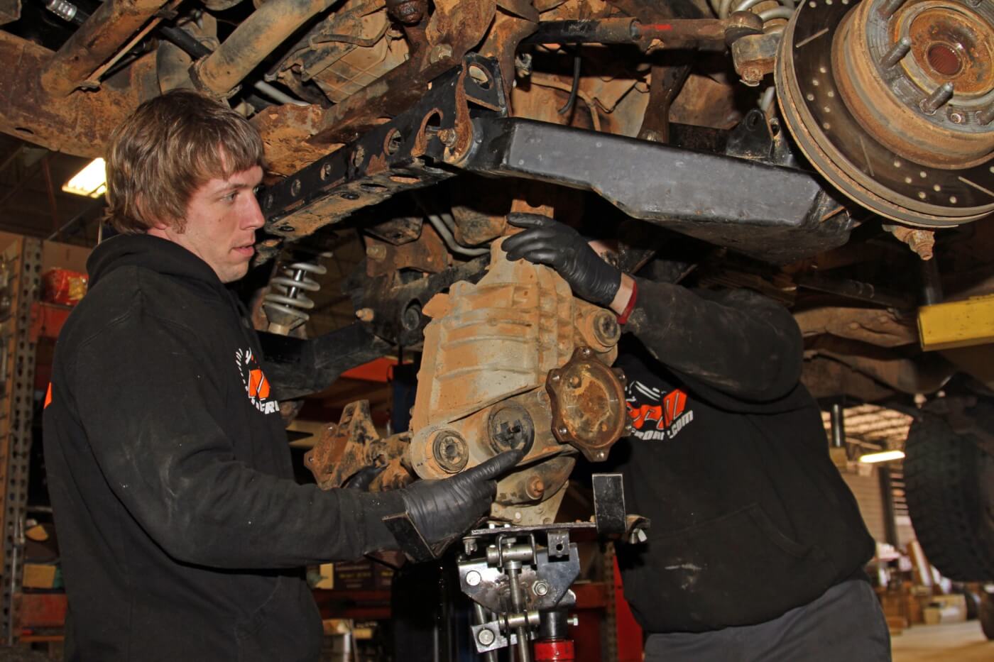 Building A Super-Strong 9.25 AAM Front Axle for Your GM or Dodge