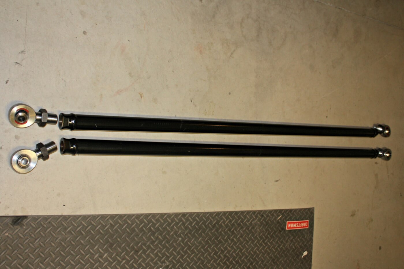 Traction Bar Kit: Longhorn Fab Shop - Diesel World