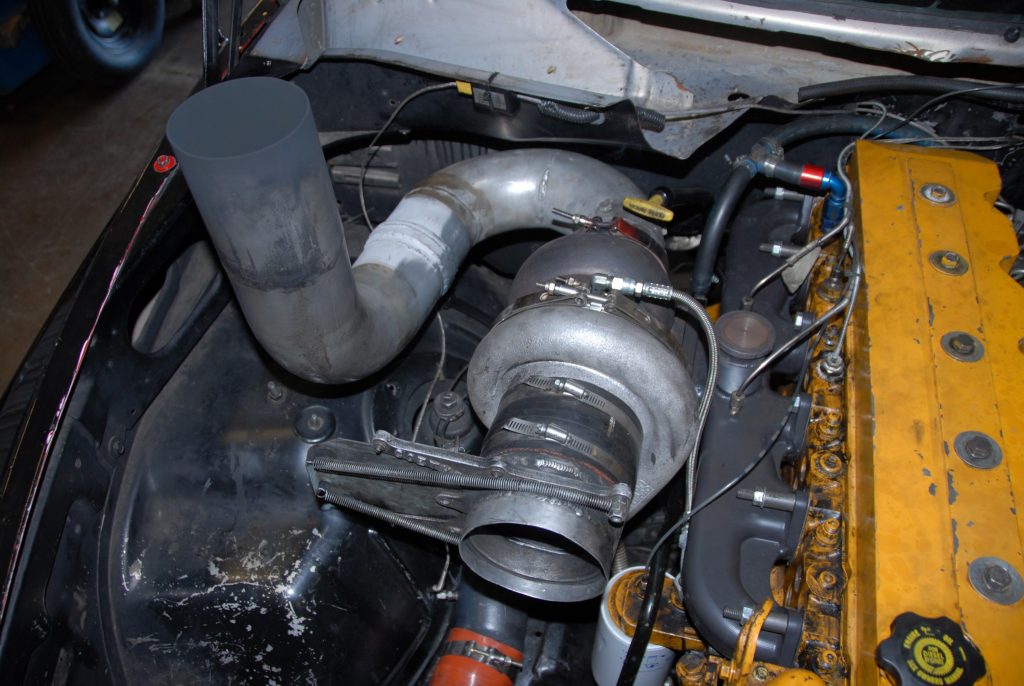 Cummins Exhaust Manifold: Steed Speed Installation