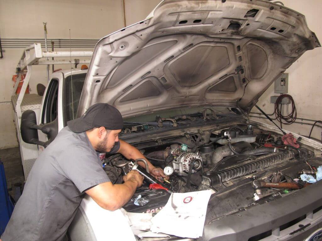 Cummins Launches New 10 Liter Diesel Engine - Diesel World