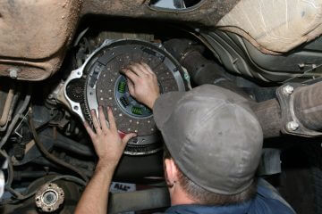 Valair Quiet Dual Disc: Installing the Clutch Performer - Diesel World