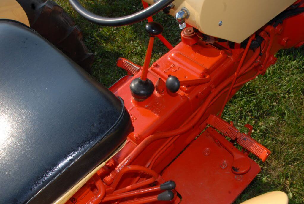 Tractor Talk: Case 431, Carrying On the Tradition - Diesel World