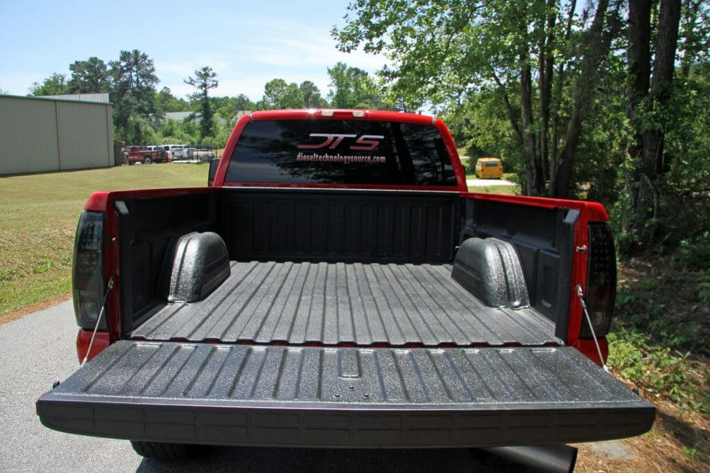 950+ HP Duramax Chevrolet 2500 HD Built for Speed and Show - Diesel World
