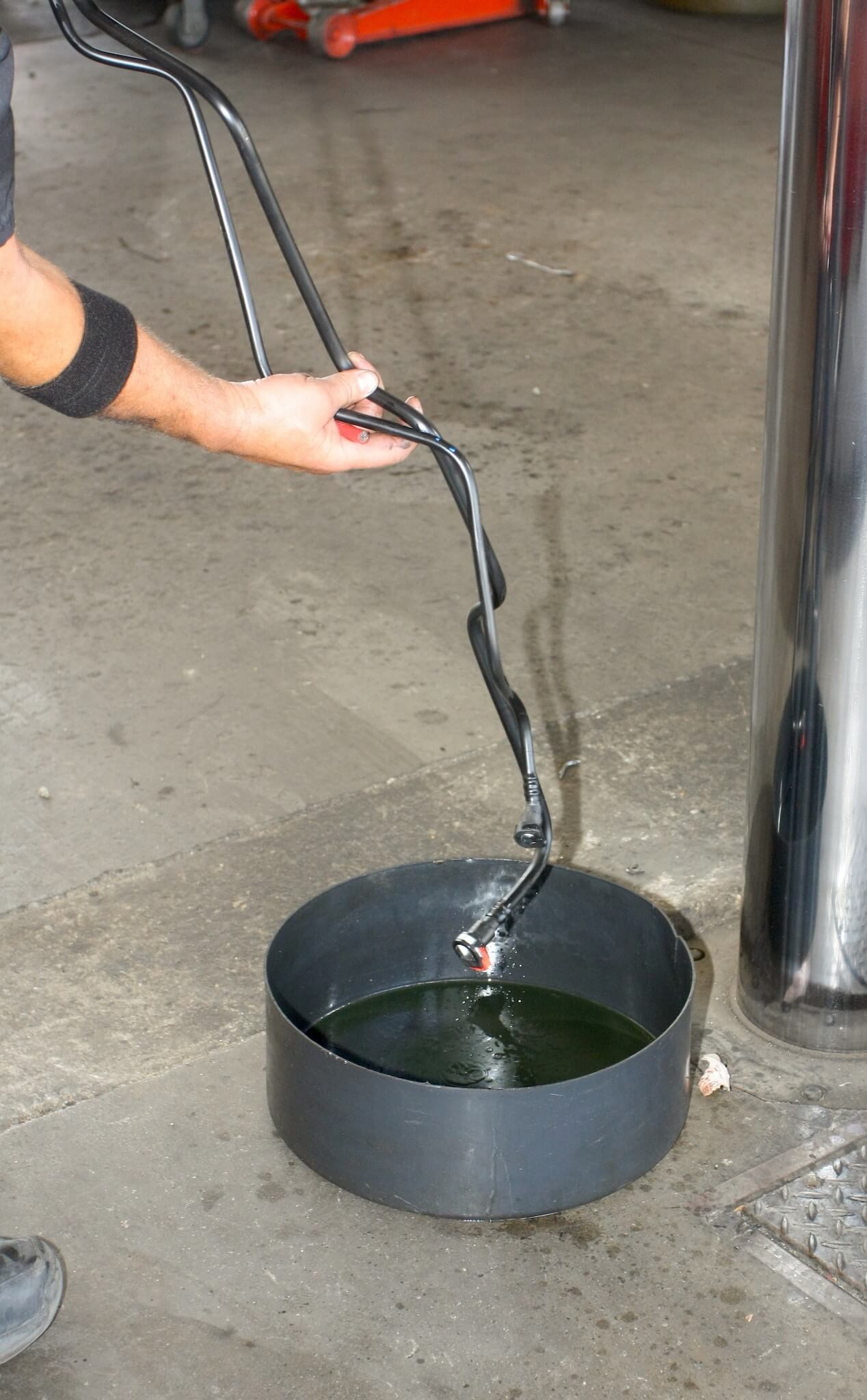 For The Long Haul: Installing a Titan 52-Gallon Fuel Tank