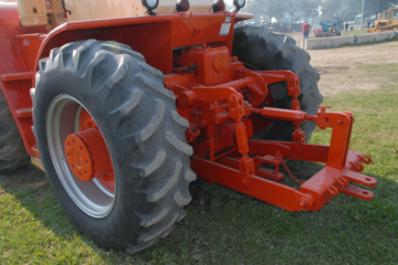 Tractor Talk: 1967 Case 1200 Traction King - Diesel World