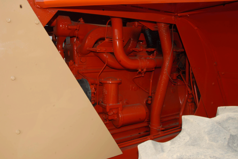 Tractor Talk: 1967 Case 1200 Traction King - Diesel World