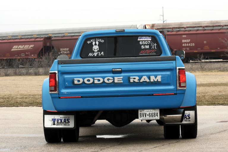 Powerful First-Gen Dodge D-350 with 500HP and 1,100 lb/ft Torque ...