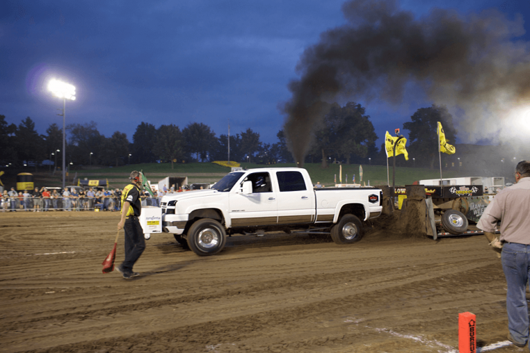 CUMMINS VS DURAMAX VS POWER STROKE - Diesel World