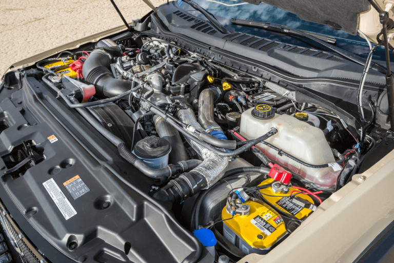 THE OPERATOR - Diesel World