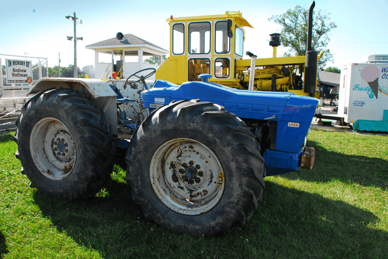 DEDICATED TO A DINOSAUR - Diesel World