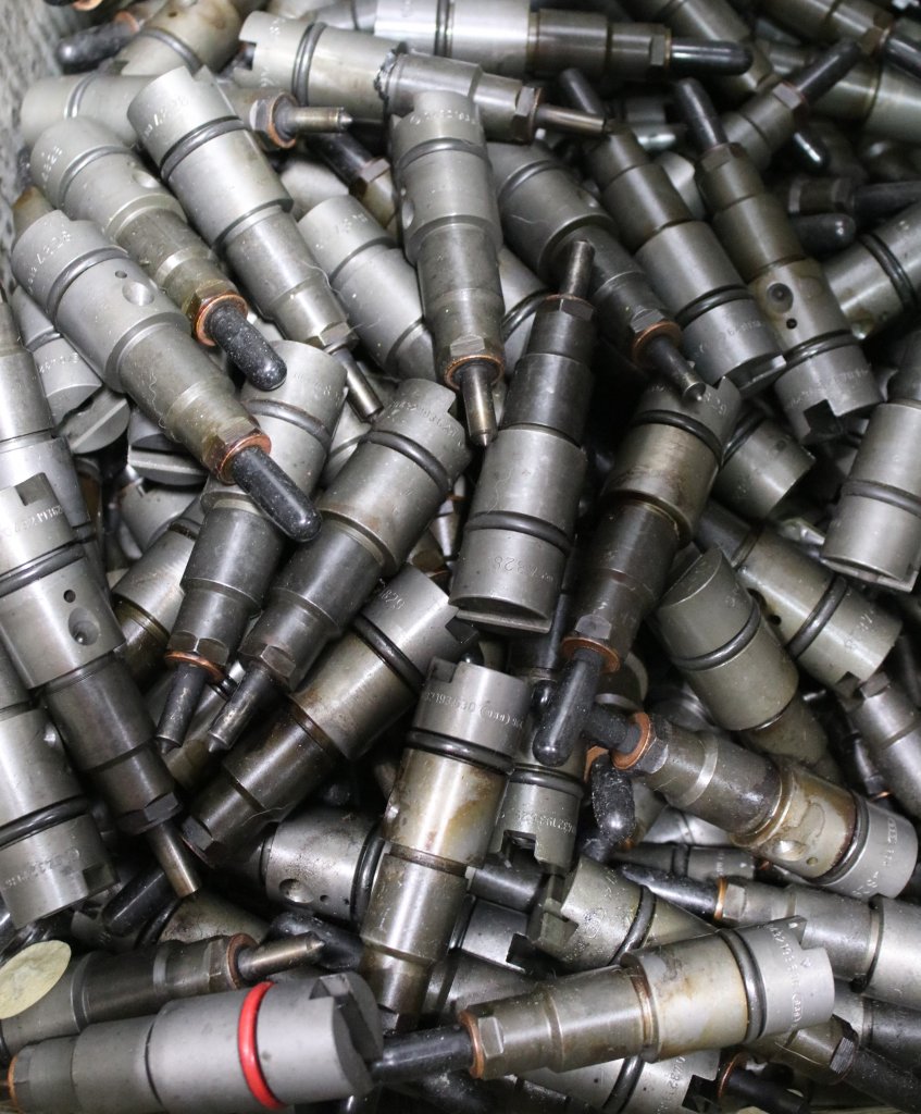 AEV Ram: A Diesel Power Wagon? - Diesel World