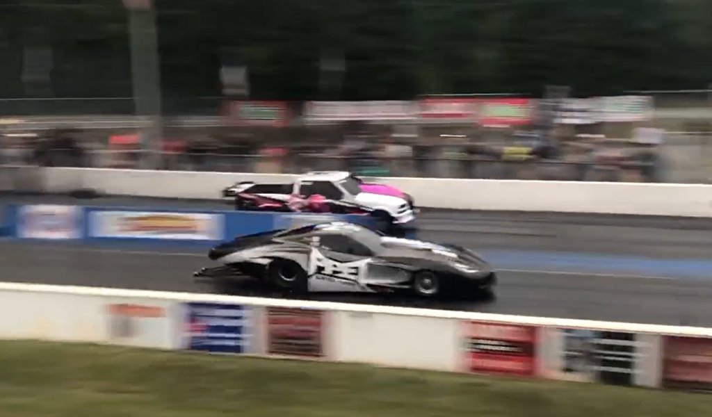 Flawless Fabrication: An F-450 Built with Pure Dedication