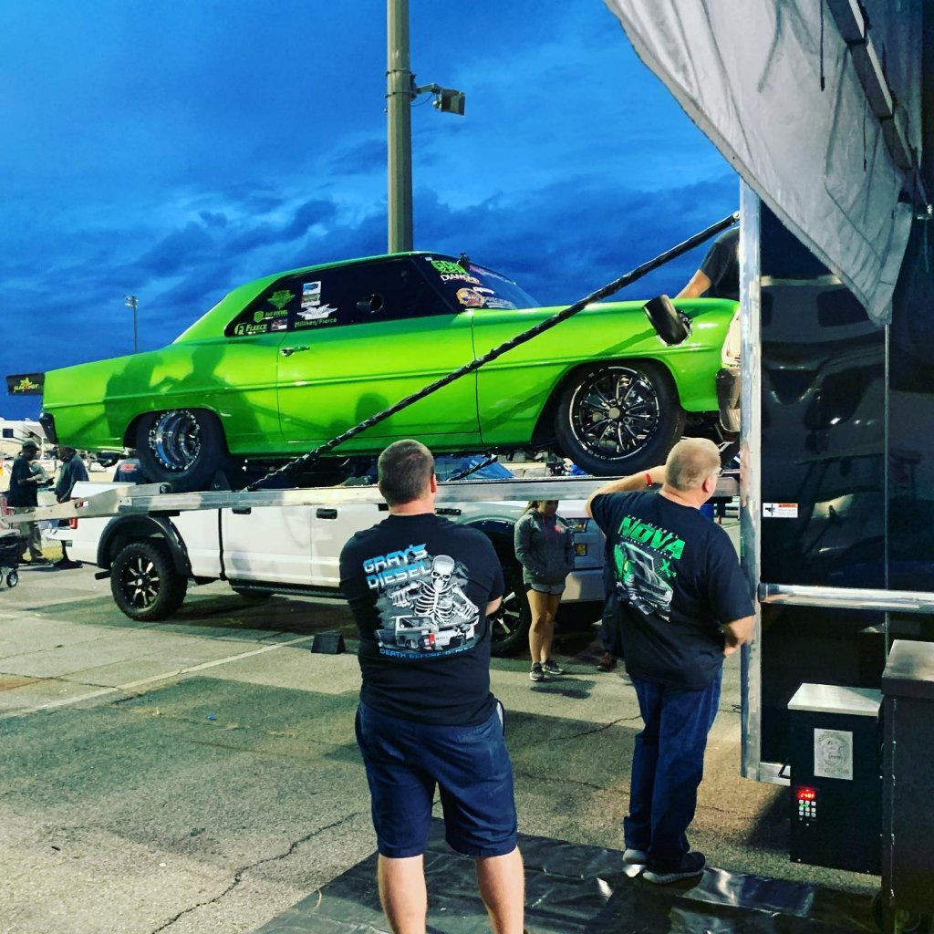 Double Down Dually: Show & Go from Showtime Metal Works - Diesel World