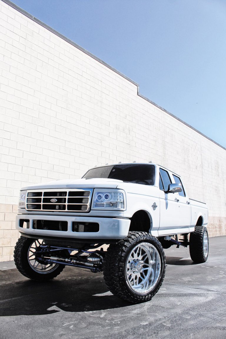 OLD-SCHOOL MEETS MODERN BLING - Diesel World