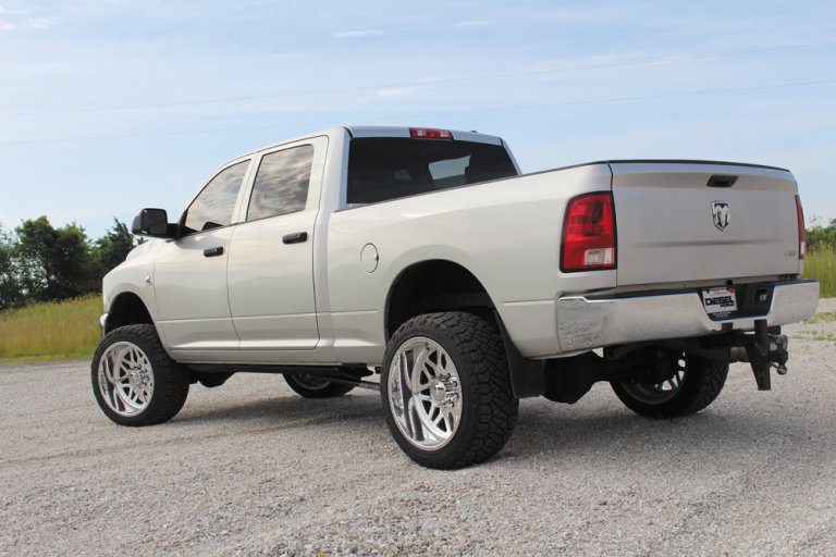 THE PERFECT DAILY DRIVER - Diesel World