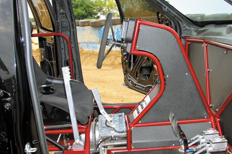 OUTTA CONTROL - Diesel World