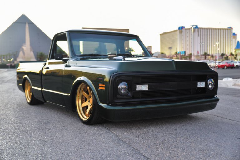 A STONE COLD 1970 C10 - Diesel World