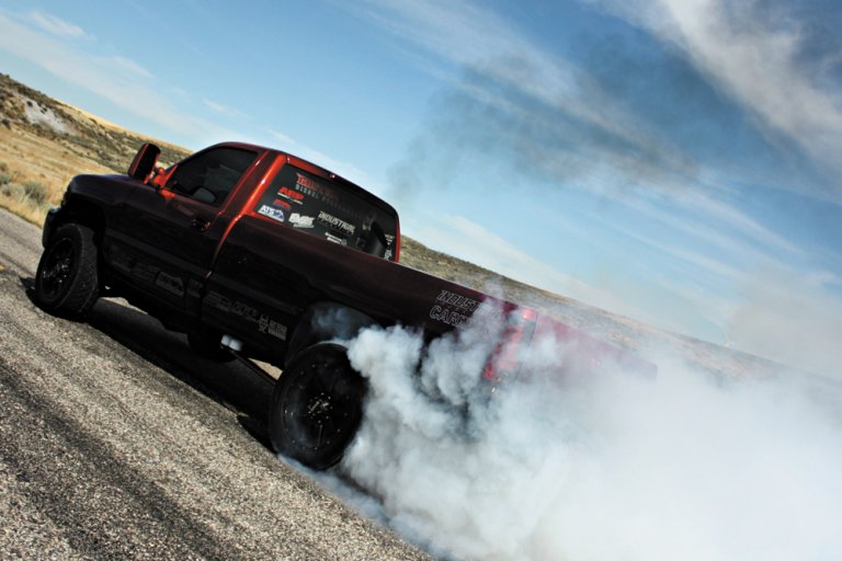 2001 LB7 Duramax 1300hp Single Turbo Domination - Diesel World