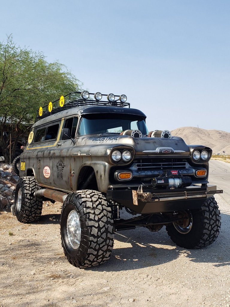 10 Giant Trucks - Diesel World