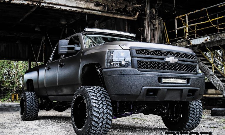 Cummins Swap: Duramax-Powered Chevy Silverado - Diesel World
