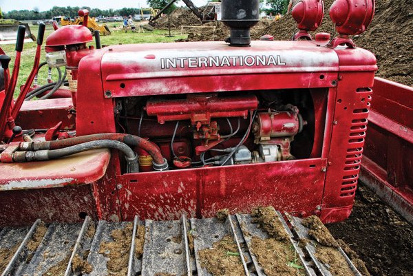 Vintage Diesel Engine That Starts On Gas - Diesel World