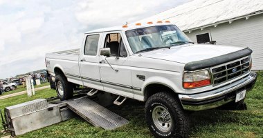 Diesel Powered Engine Vehicles Magazine: Cars, Trucks Parts