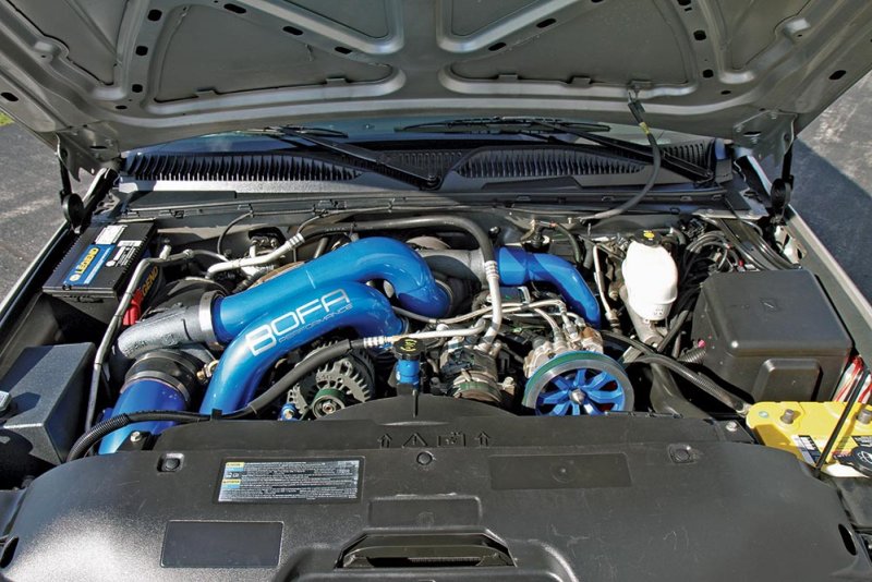 1,000 Horsepower 2007 LBZ Duramax Street Truck - Diesel World