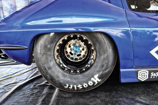 Inside Stainless Diesel’s New Pro Mod Corvette - Diesel World