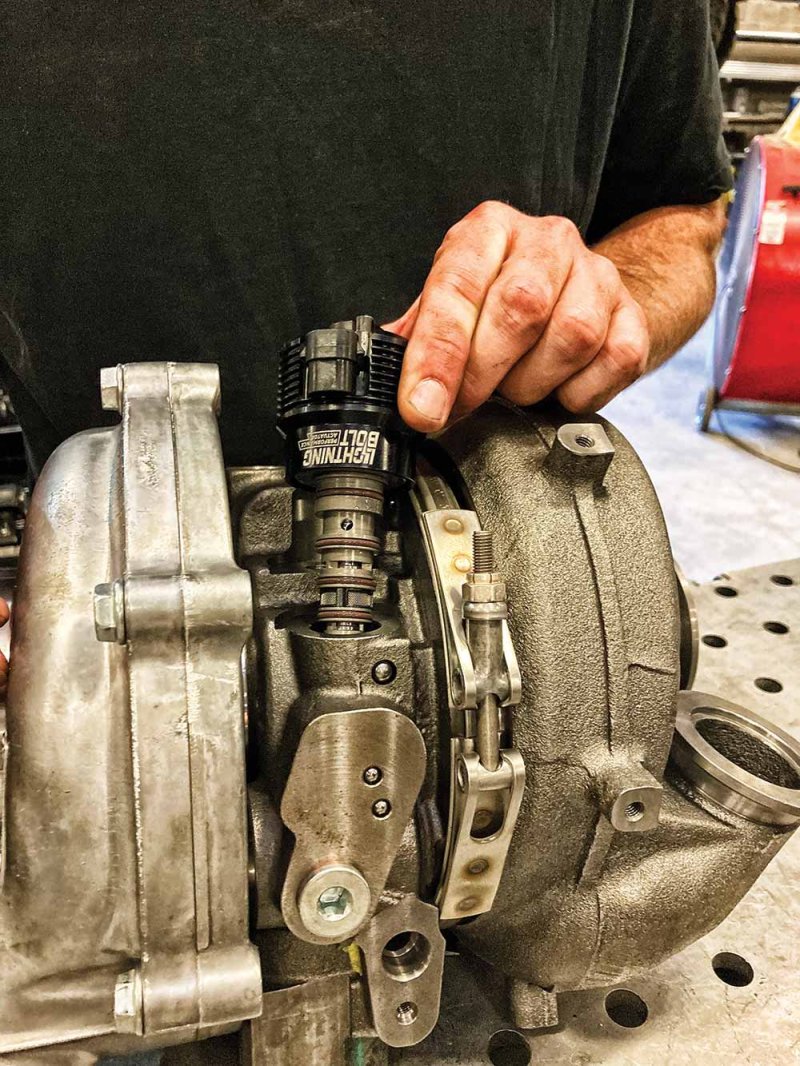 Legendary Diesel Engines | The International/Navistar DT466 - Diesel World