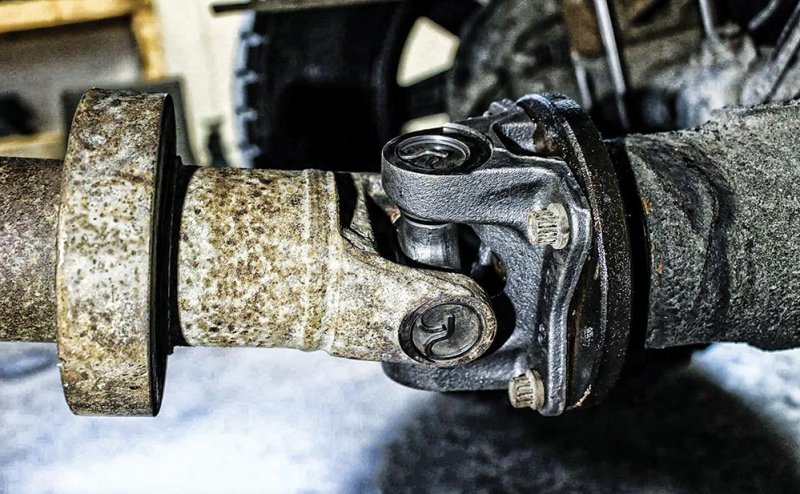 ’05+ SUPER DUTY AXLE SWAP - Diesel World