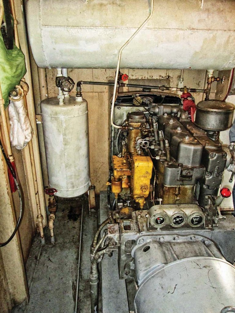 The Ship’s Cat | A Historic World War II Ship With a Historic ...