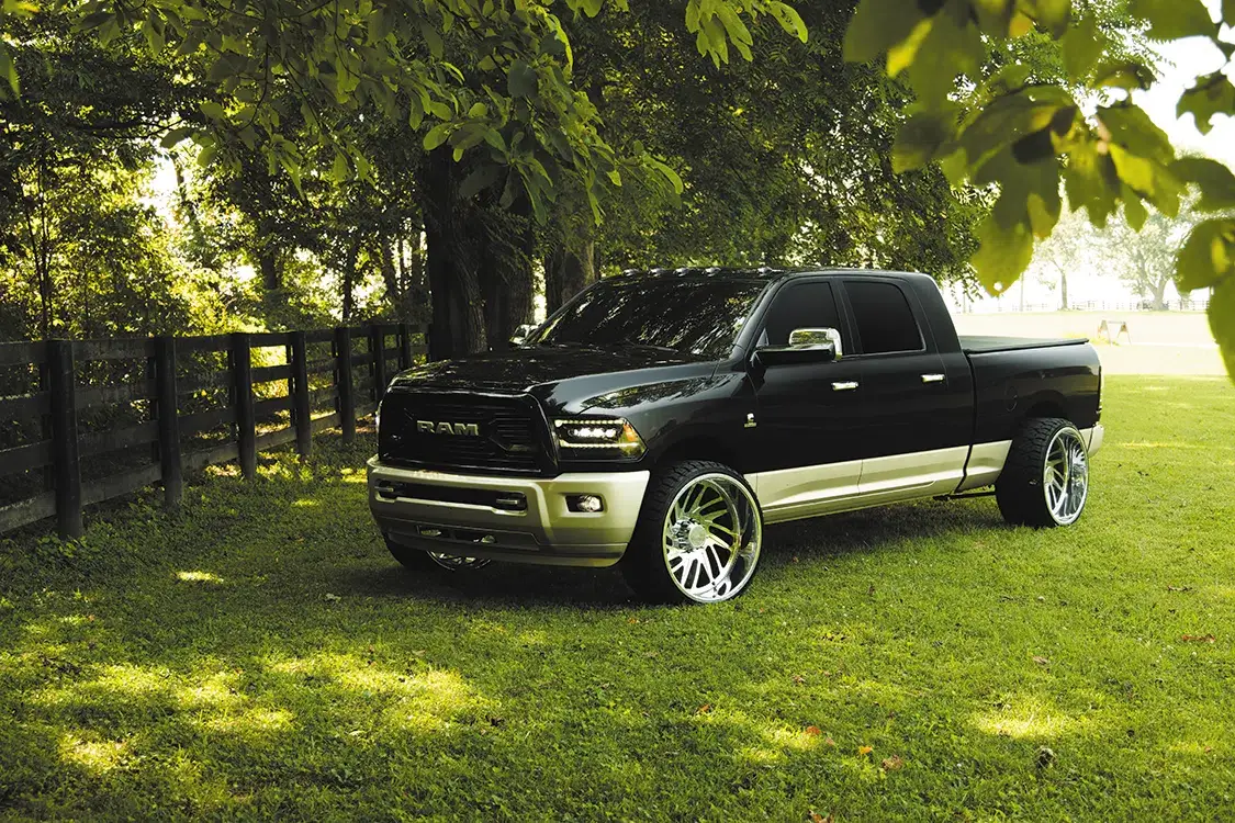 A Lowered Ram 2500 Making 900+ HP the Hard Way - Diesel World