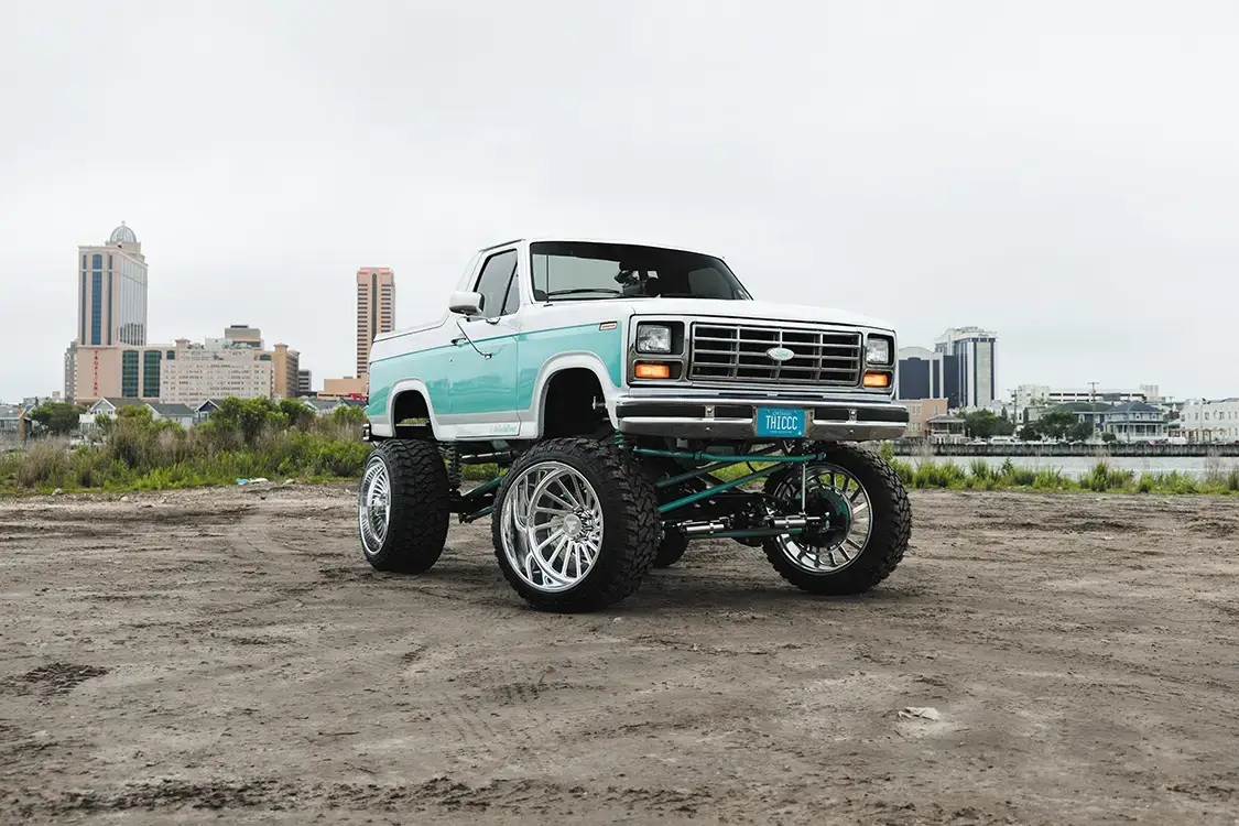 This 1986 Ford Bronco Features a Wild 3.9L Cummins Swap - Diesel World